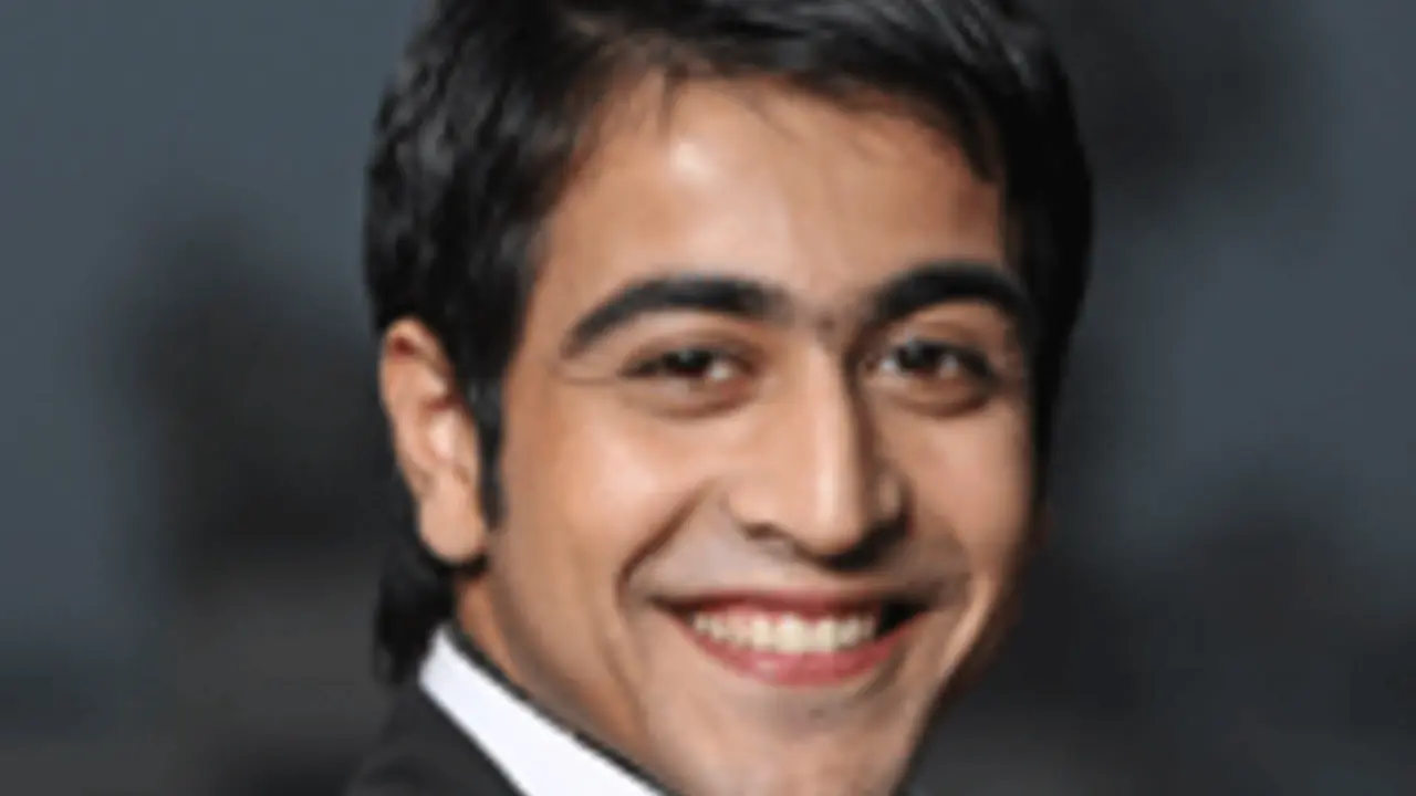 "Walking works" Dishank Arora