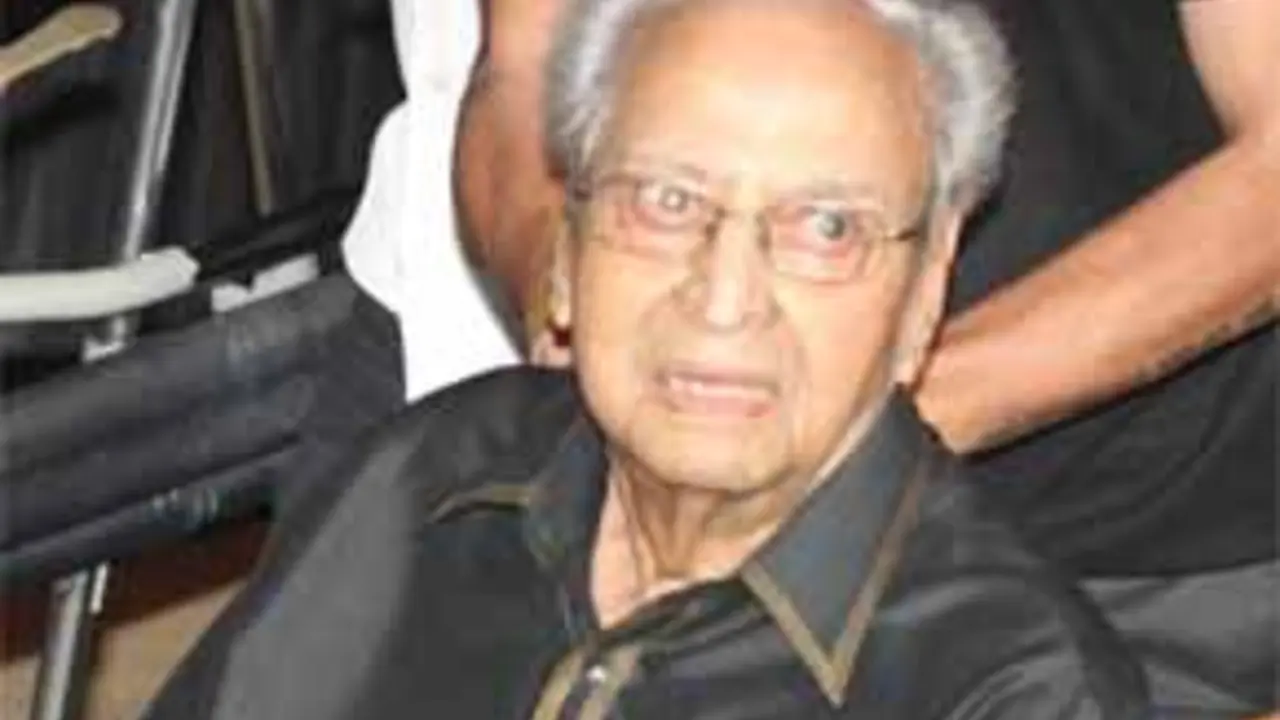 Pran back in hospital