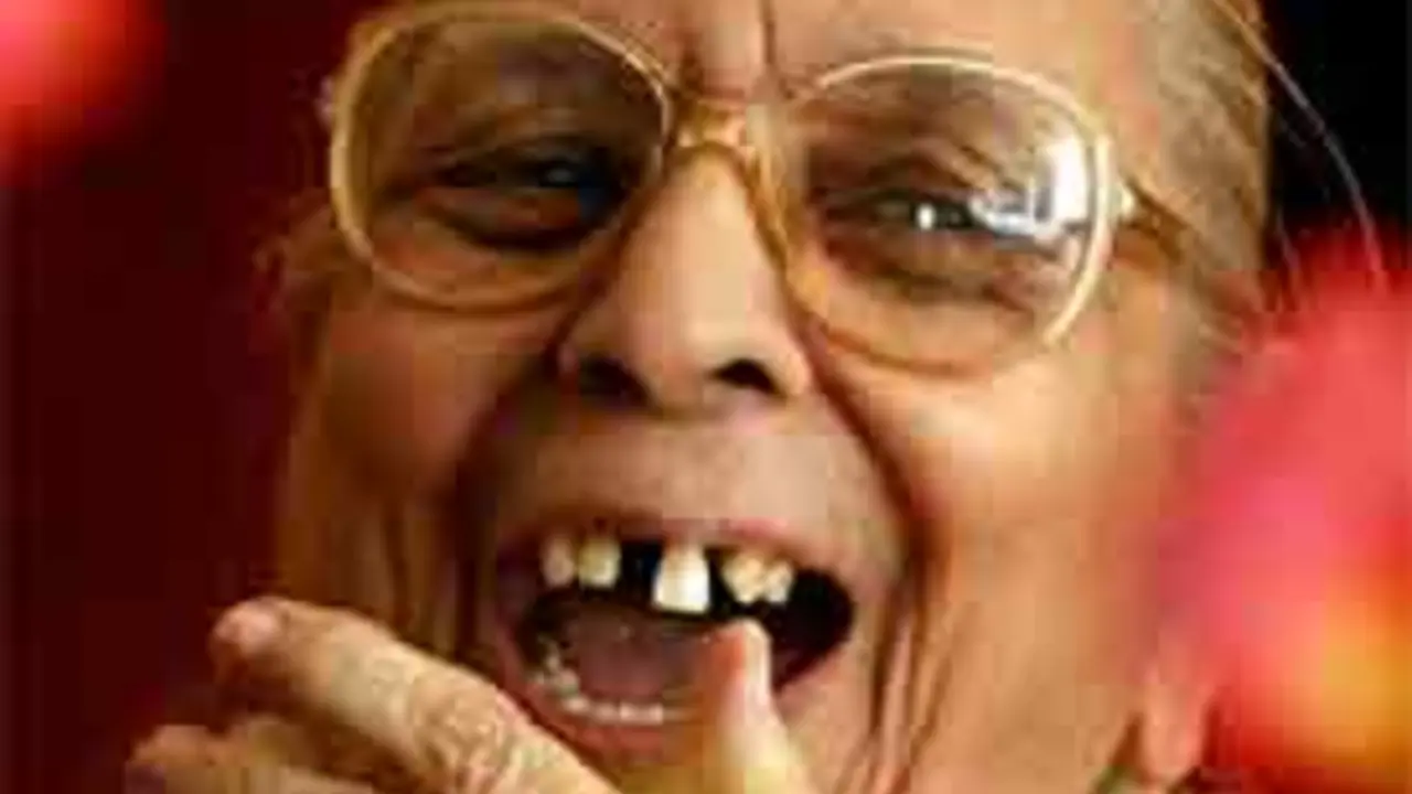 Singer Shamshad Begum passes away