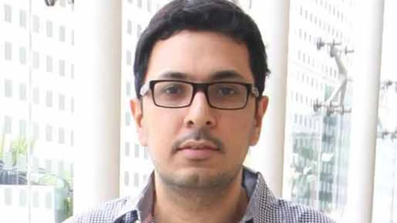 Dinesh Vijan to start directorial debut by year-end