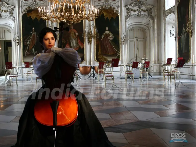 Katrina Kaif looking sad Photo | 12309