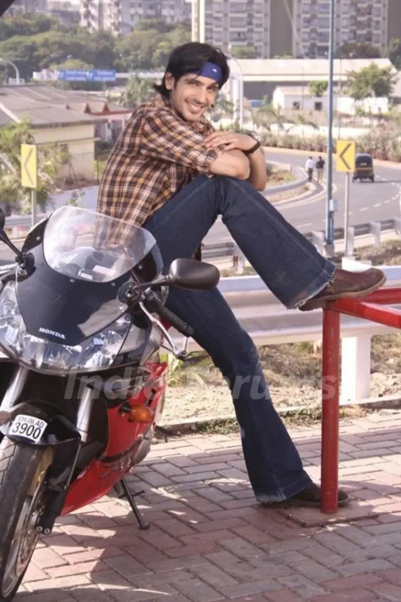 Zayed Khan Photo | 19042