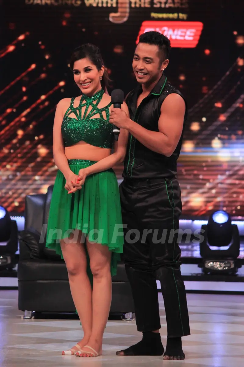 Sophie Choudry Photo | 323767