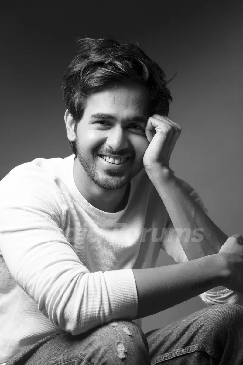 Randeep Rai Photo | 444537