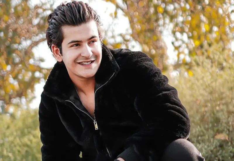 Tik Tok star and influencer Manjul Khattar lands himself in trouble!