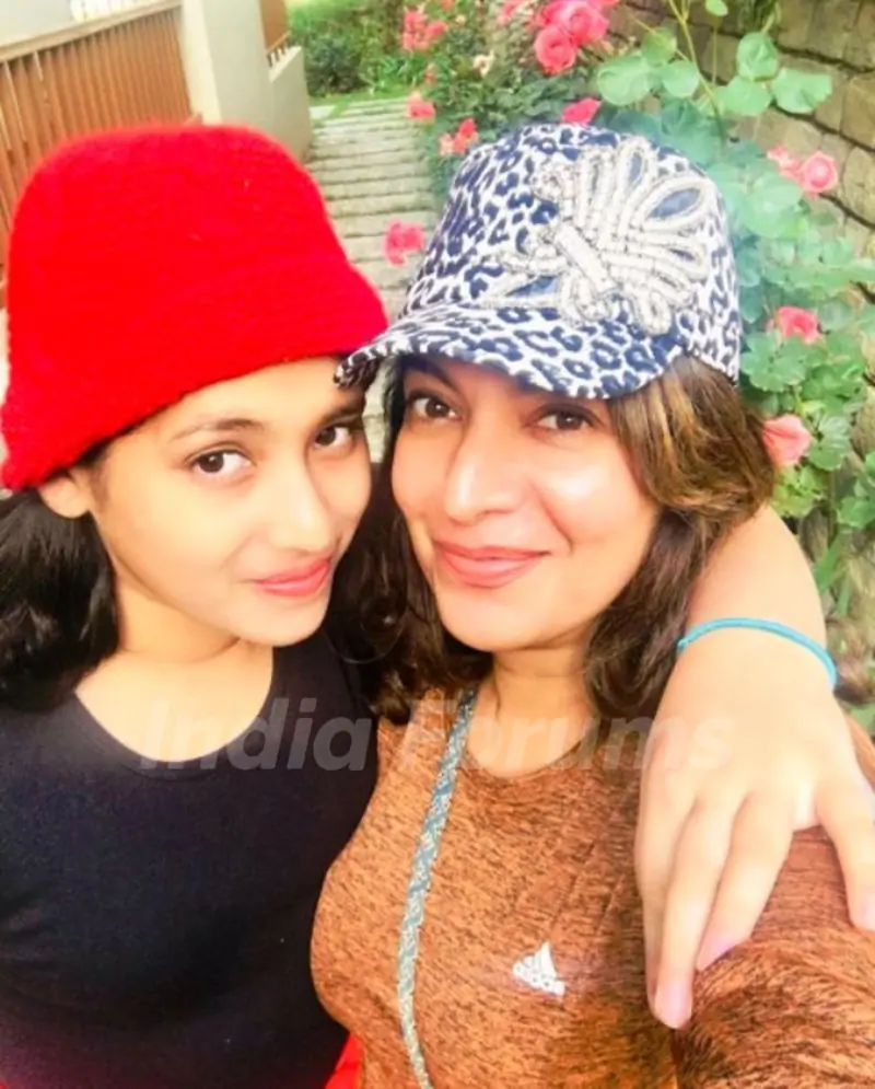 Divya Seth with her daughter Mihika Seth Photo | 540711
