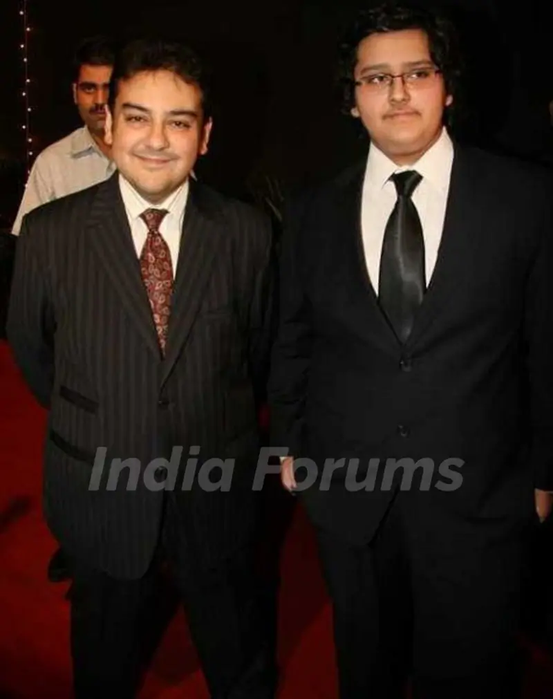 Adnan Sami with his son Photo | 541775
