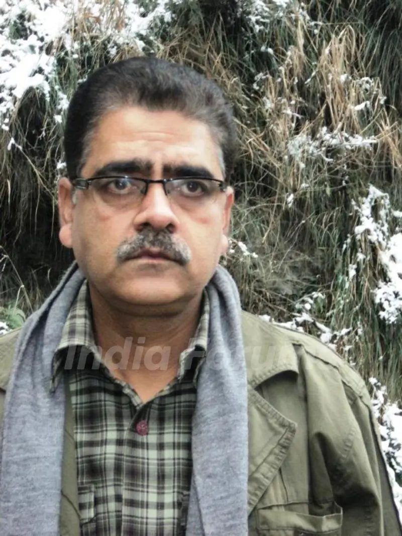 Sanjay Mishra Brother Sumit Mishra Photo | 542926