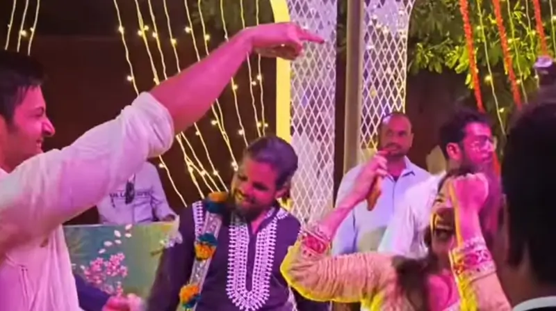 Ali Fazal is the happiest groom as he shakes a leg on his sangeet ...