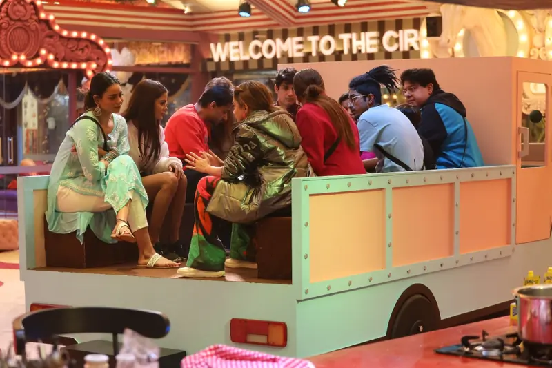 Witness ruffled feathers over food and favours on COLORS’ ‘Bigg Boss 16 ...