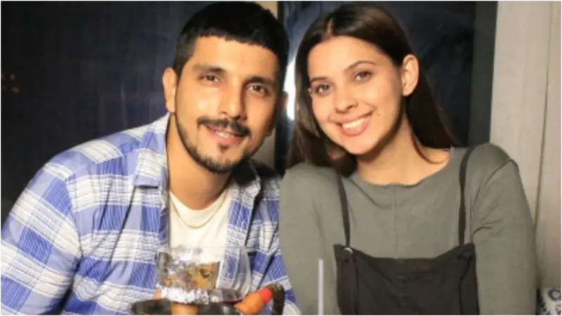 'Pandya Store' actors Alice Kaushik and Kanwar Dhillon acknowledge fan ...