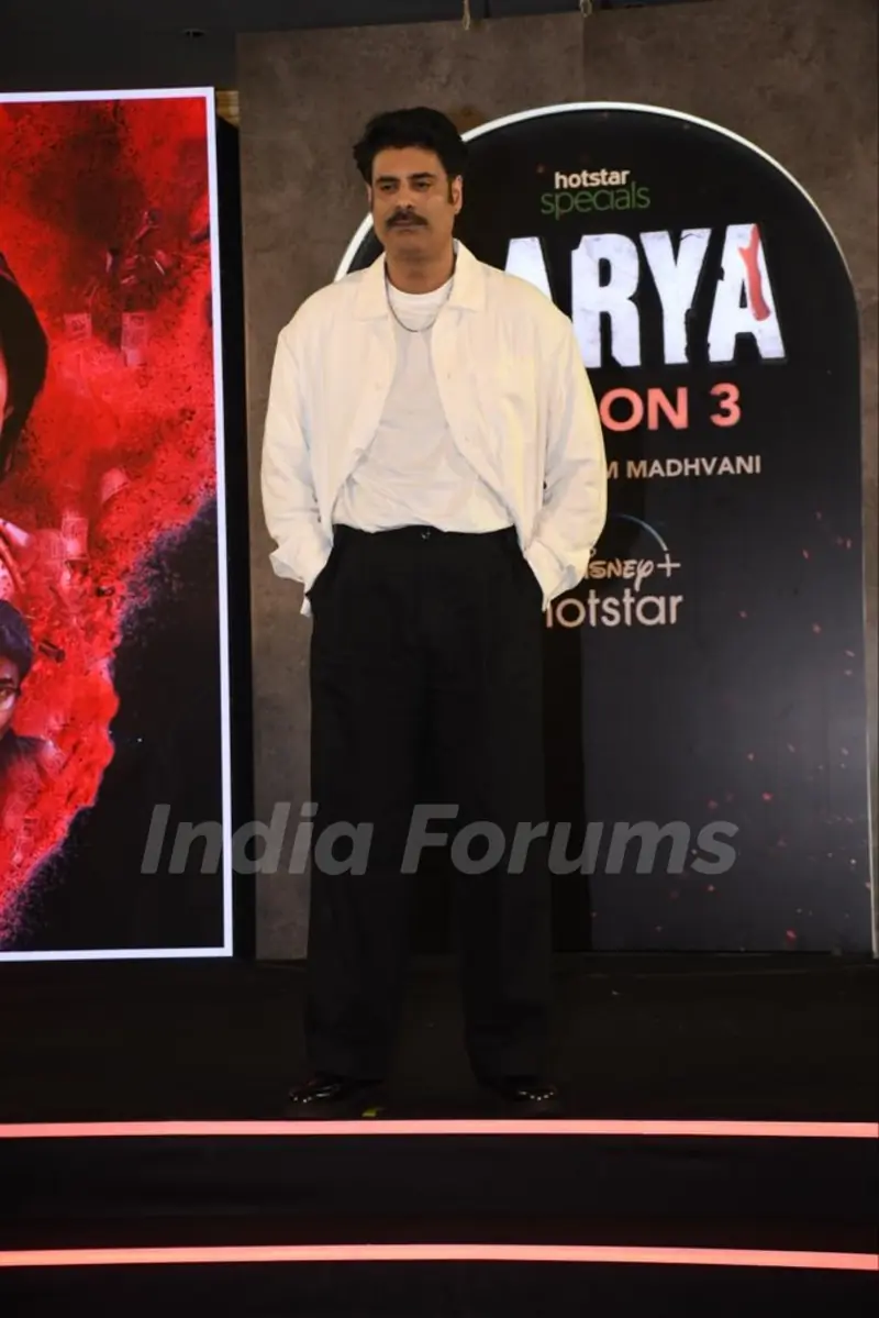 Sushmita Sen, Ila Arun, Vikas Kumar and Sikandar Kher snapped at the trailer launch of Aarya 3