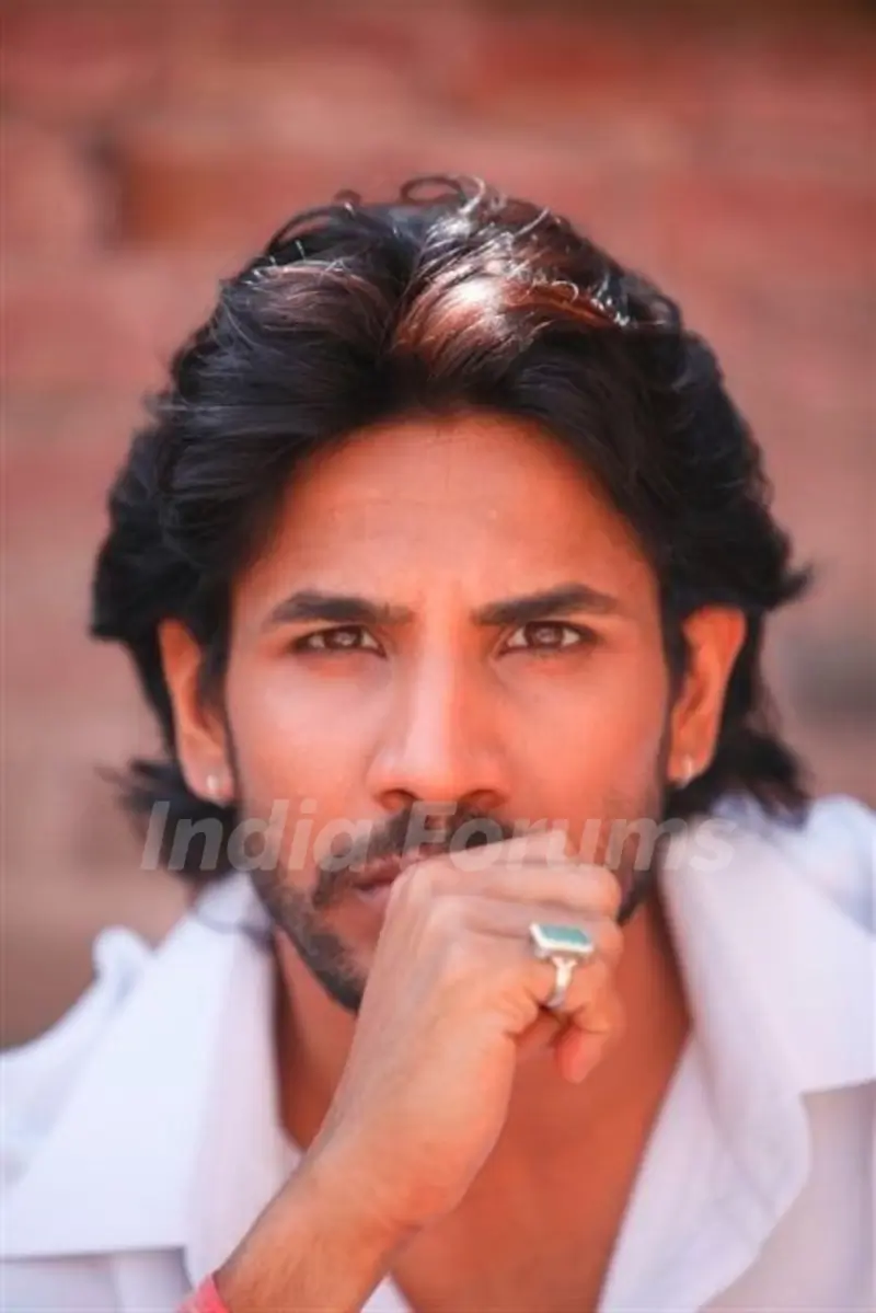 Krip Suri Photo | 61814