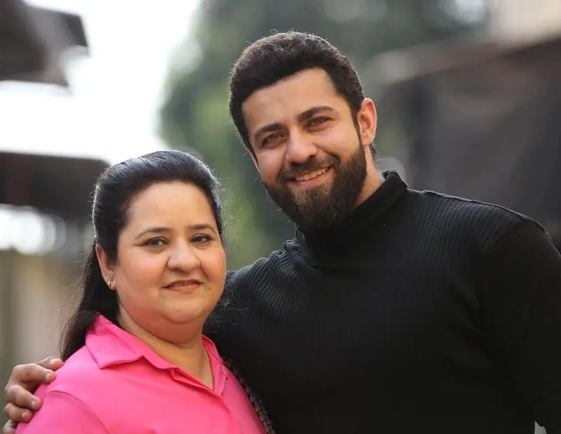 Mahir Pandhi takes his mom on a tour of Sony SAB’s Vanshaj set, says ...
