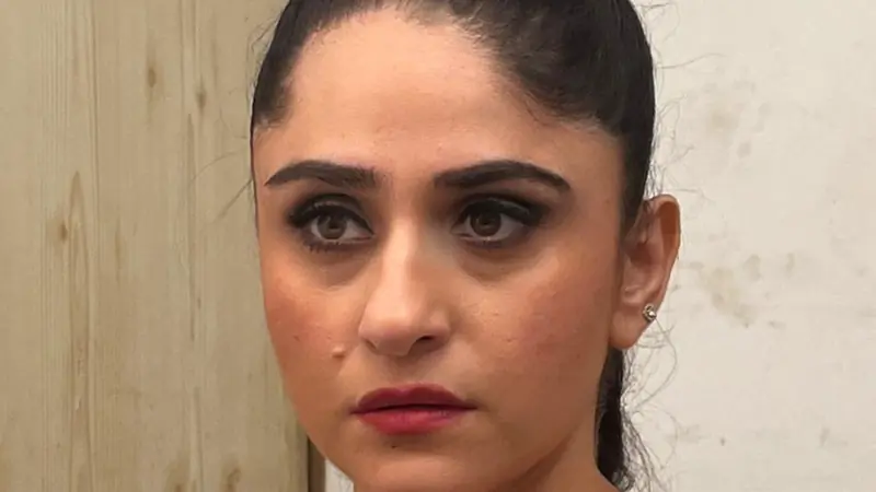 Hunar Gandhi gets painful blisters from costume on 'Deewani' set