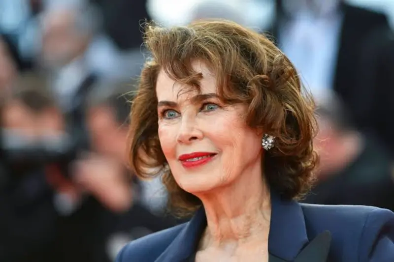 Trailblazing Model and Activist Dayle Haddon Dies at 76 from Suspected ...