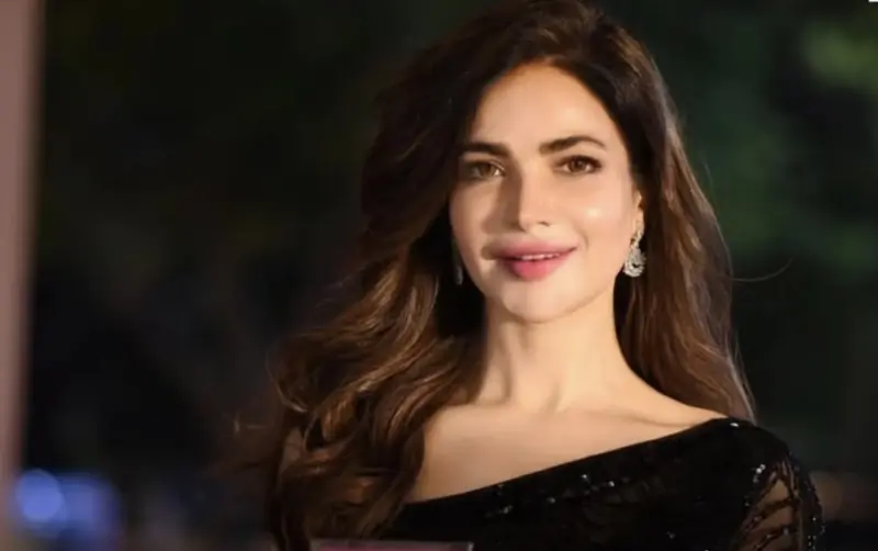 Pak actress Humaira Asghar's father declines to claim her dead body ...