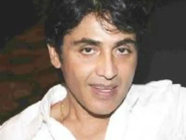 Asif Sheikh Height, Age, Family, Wiki & More