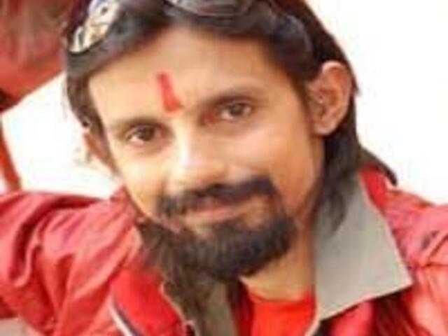 Akash Pandey Height, Age, Family, Wiki, News, Videos, Discussion & More