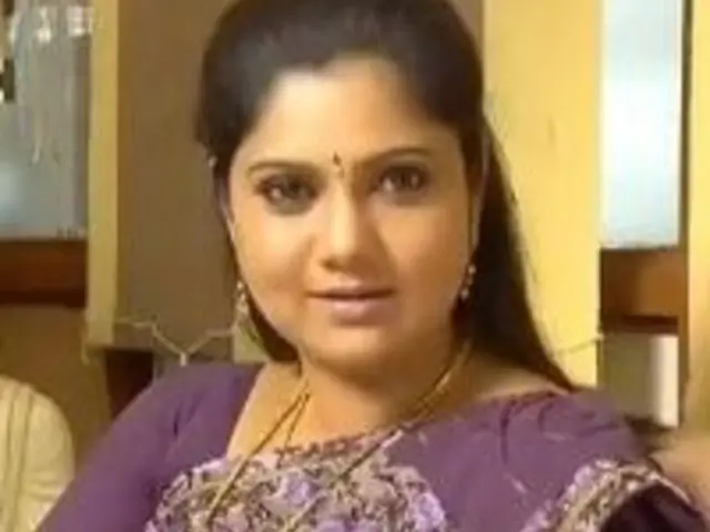 Yuvarani Height, Age, Family, Wiki, News, Videos, Discussion & More