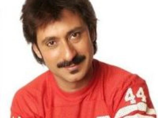 Deepak Chadha Height, Age, Family, Wiki, News, Videos, Discussion & More