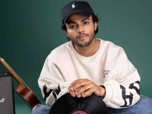 Sparsh Shrivastav Height, Age, Family, Wiki, News, Videos, Discussion ...