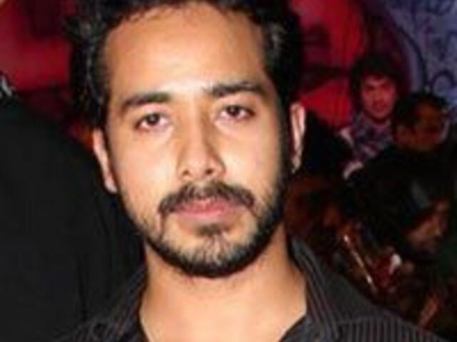 Abhishek Pathak Height, Age, Family, Wiki, News, Videos, Discussion & More